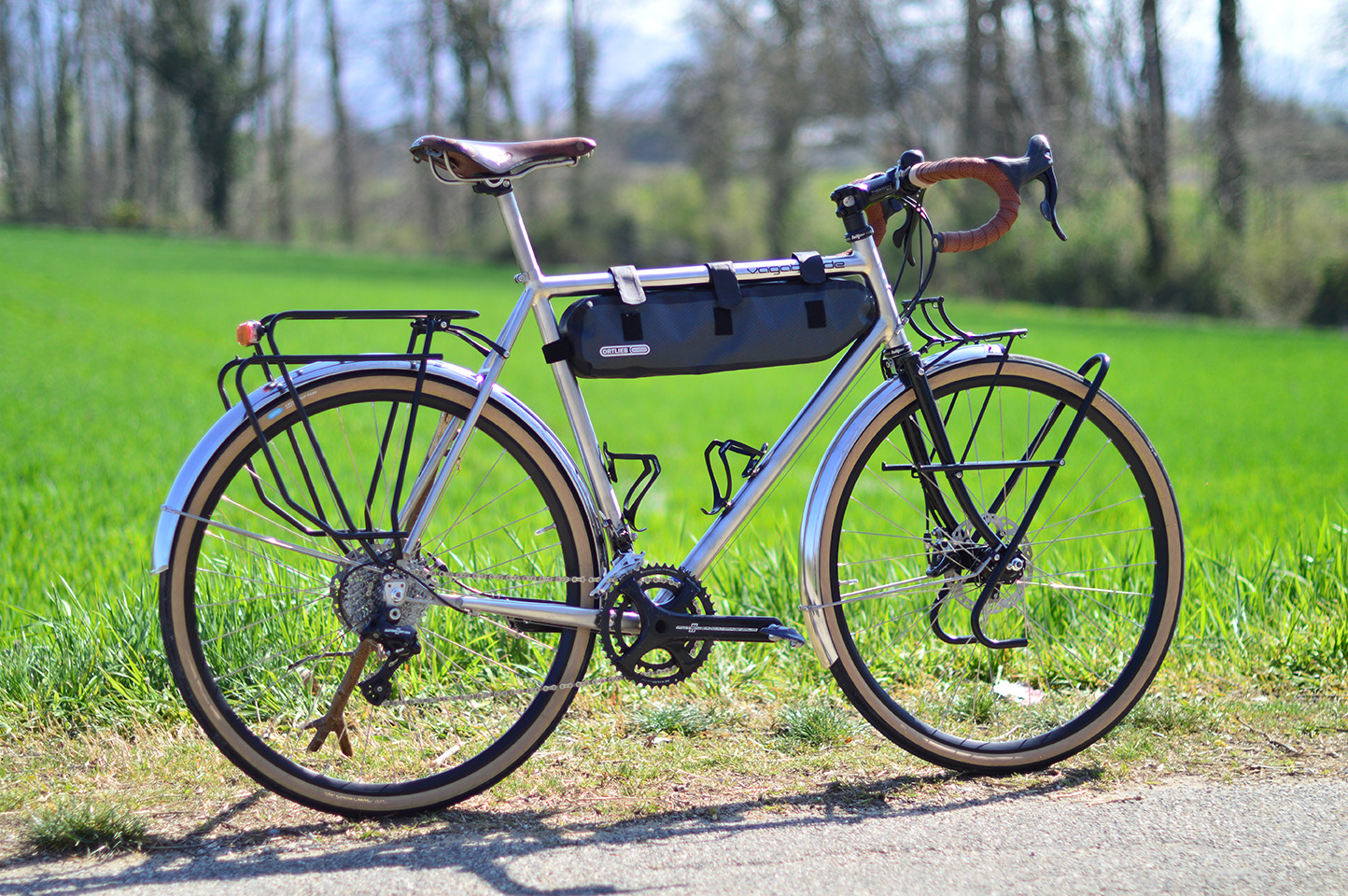 Vous envisagez d'acheter un vélo sur mesure Touring ? | Vagabonde Cycles